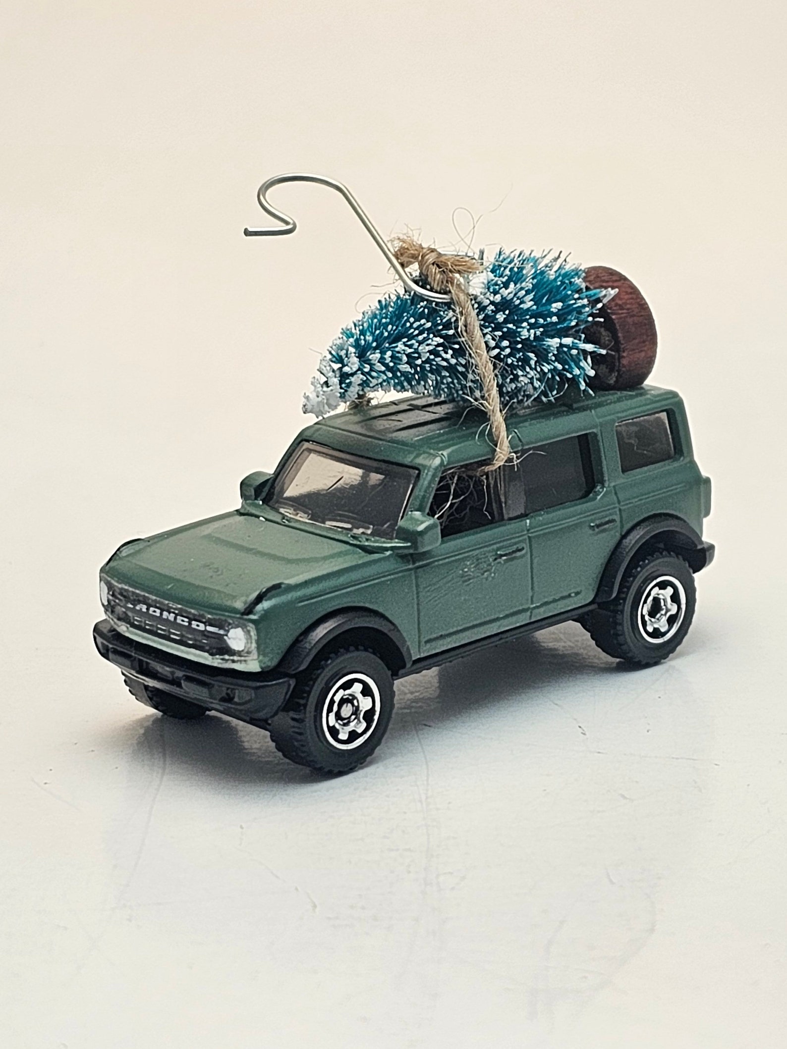 VHTF RARE 2021 Ford Bronco 4 Door Carrying Christmas Tree Car Ornament ...