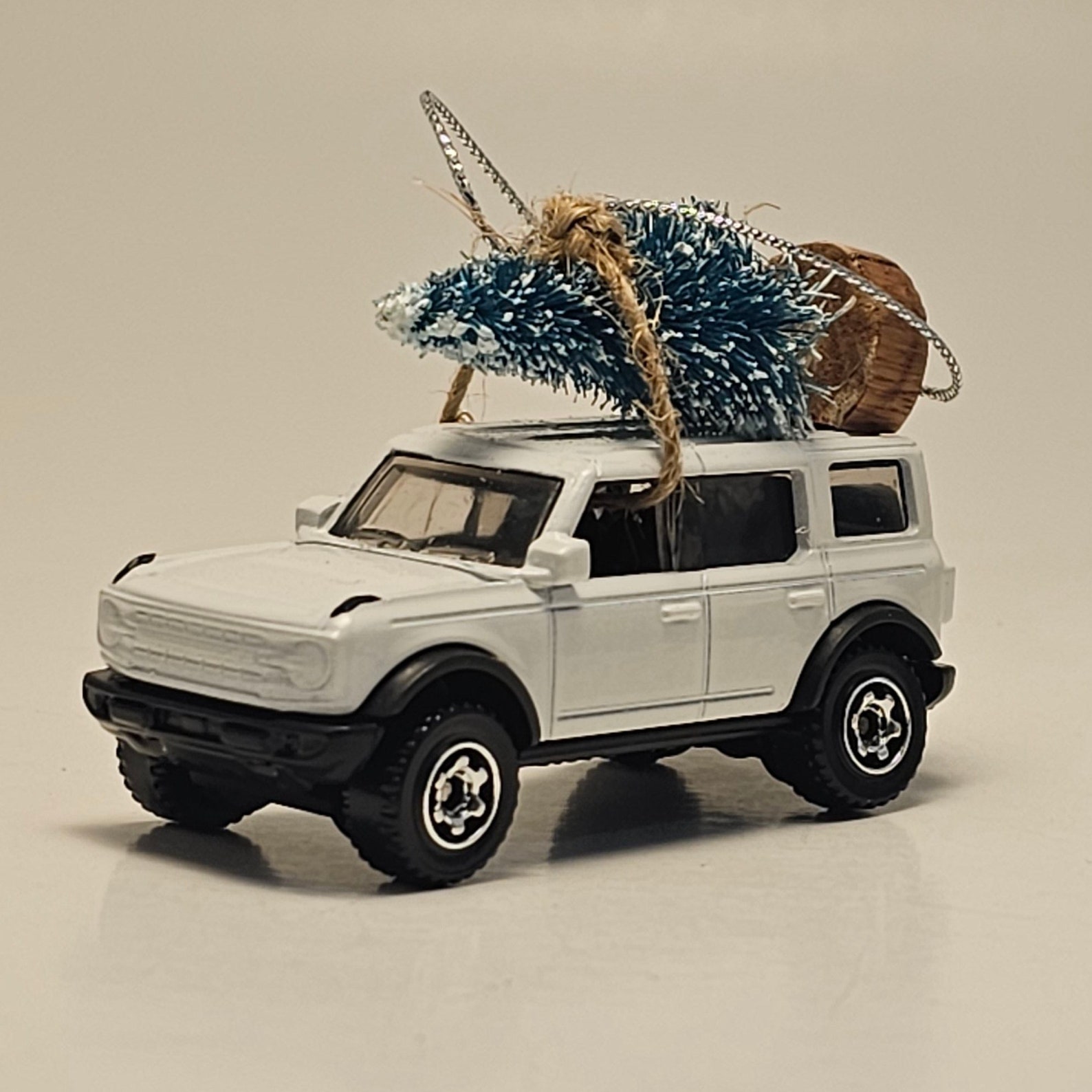 VHTF RARE 2021 Ford Bronco 4 Door Carrying Christmas Tree Car Ornament ...