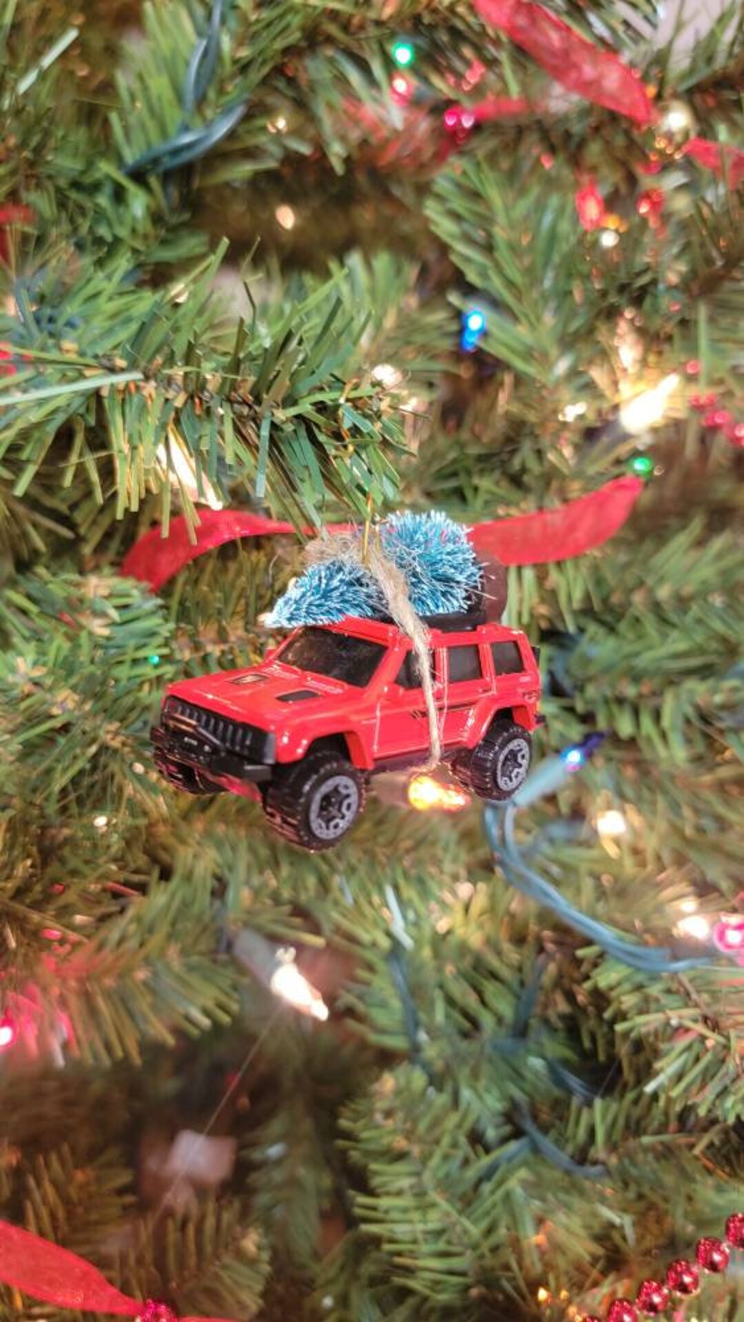 95 Jeep Cherokee Carrying Christmas Tree Ornament Gift for Men Boys ...