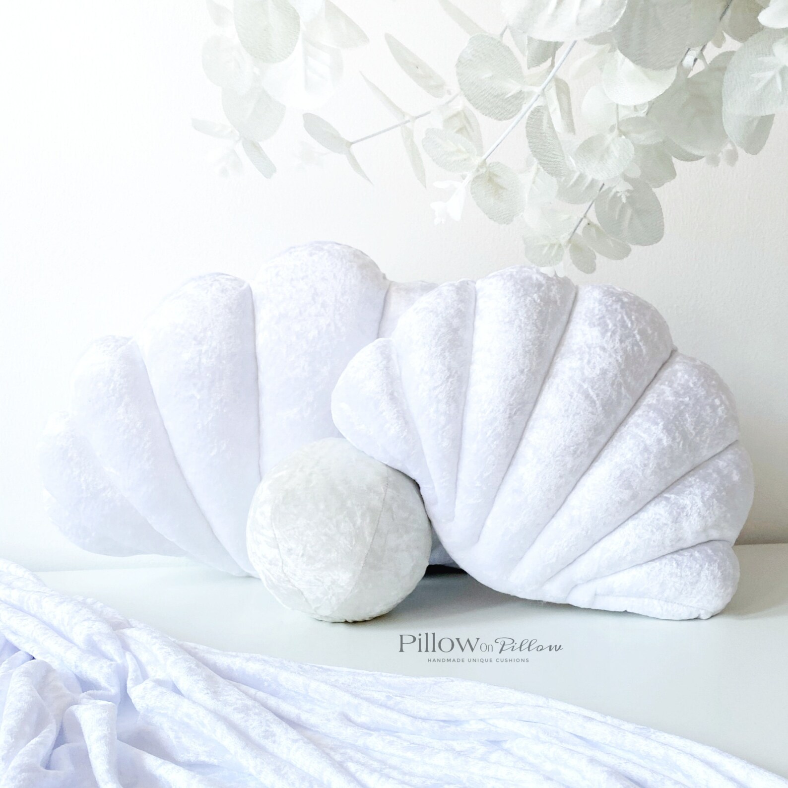 Cushion Seashell, WHITE Color Pillow,round Cushion,seashell Decorative ...