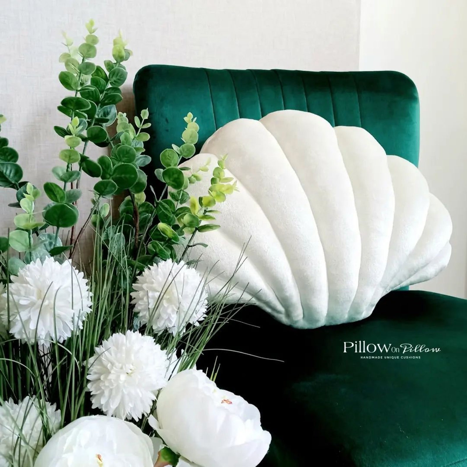 Cushion Seashell, WHITE Color Pillow,round Cushion,seashell Decorative ...