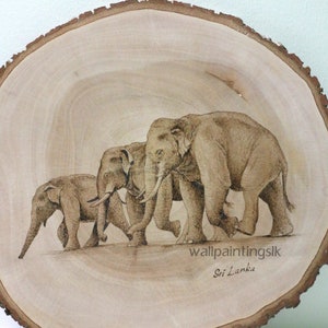 Handmade Wood Burn Elephants Familypyrography - Etsy