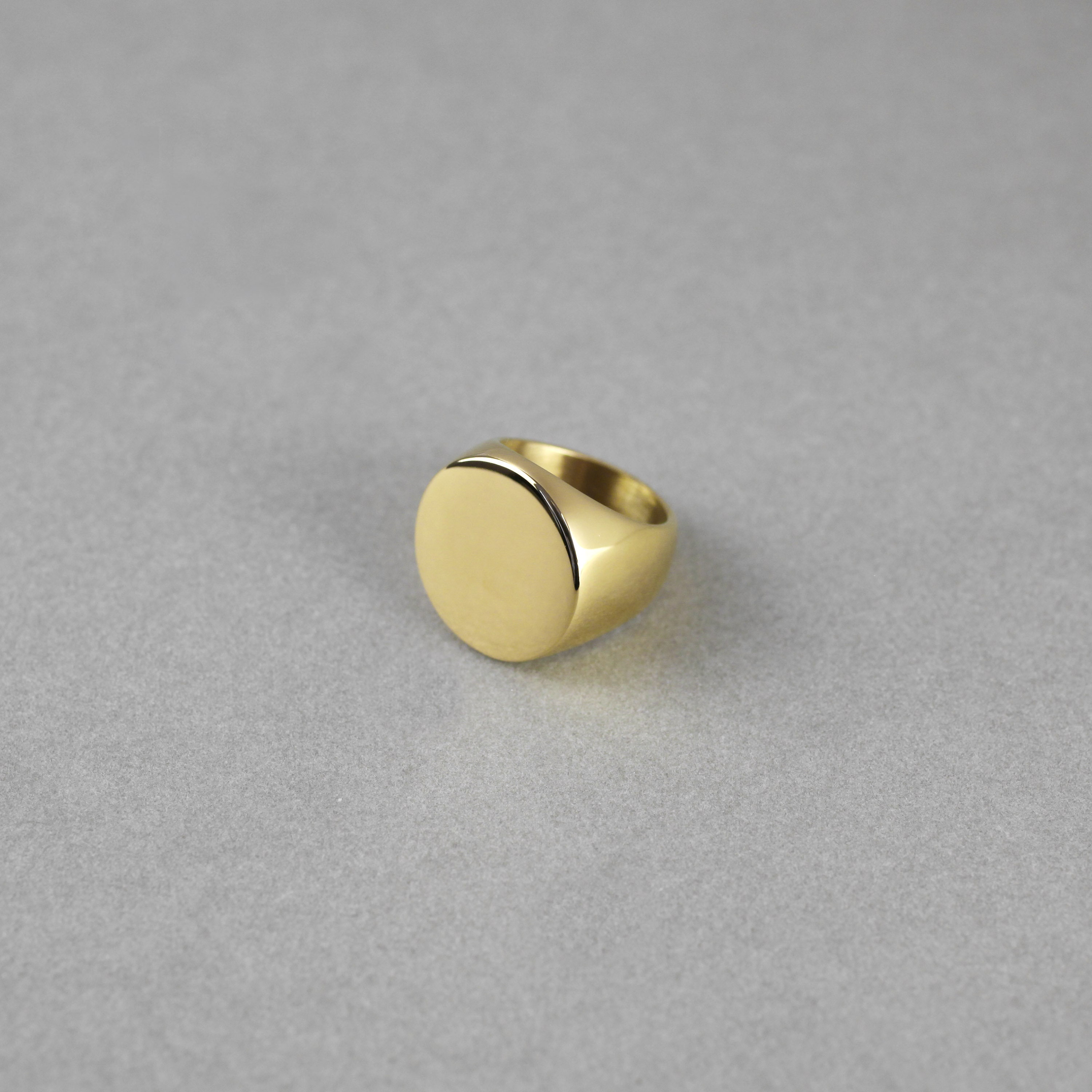 18ct Gold Chunky Round Signet Ring | Etsy