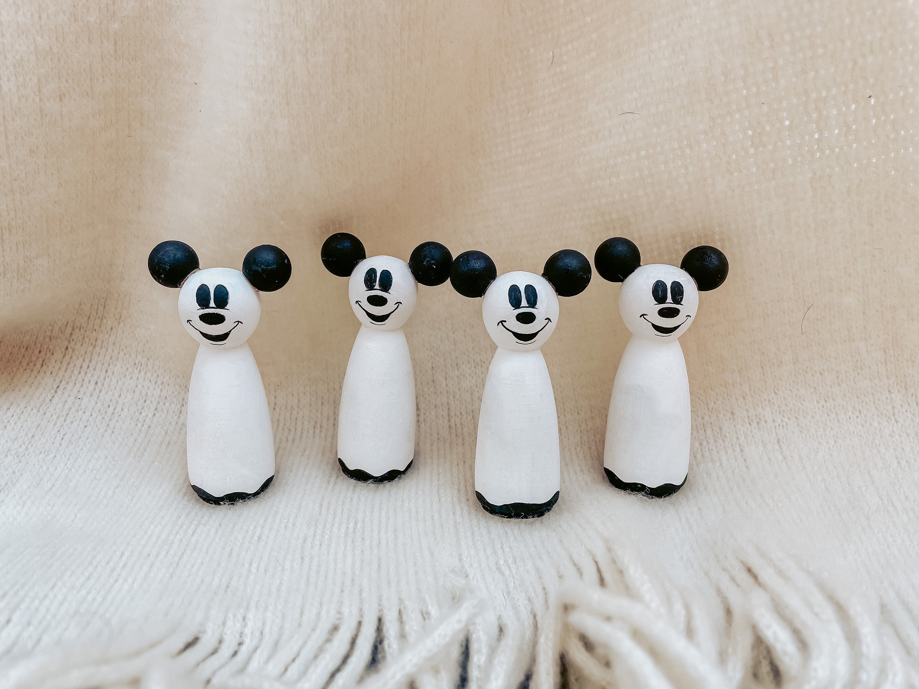 Cartoon Ghost Peg Doll | Ghosts | Halloween | Halloween Peg Doll ...