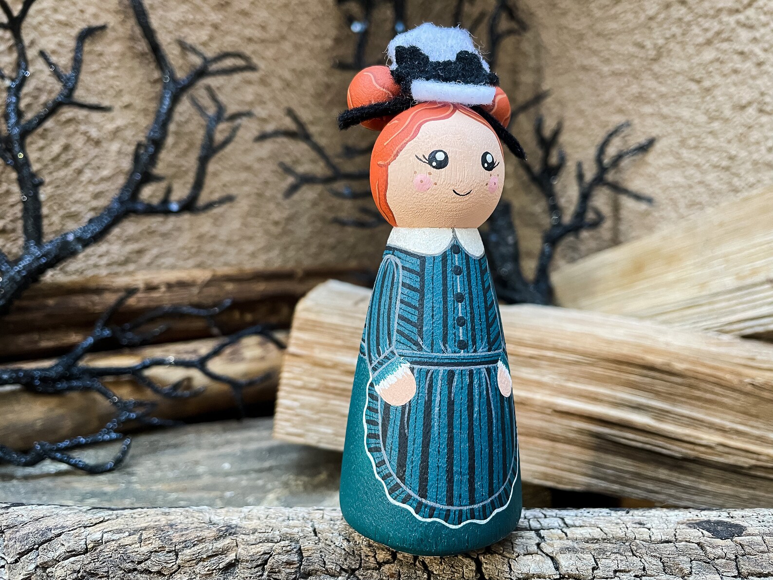 Ghost House Worker | Ghost | Bat | Haunted | Haunted House | Halloween ...