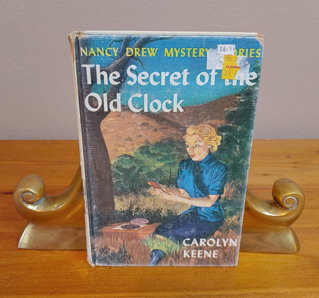 The Secret of the Old Clock #1 Nancy Drew Mystery Stories, Carolyn ...