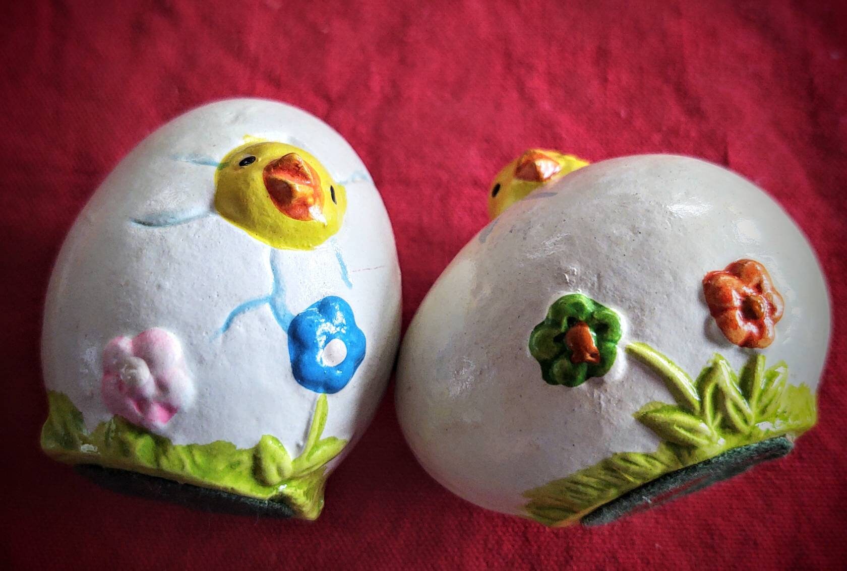 Hatching Egg Figurines Vintage Made in Taiwan R. O. C. Free - Etsy