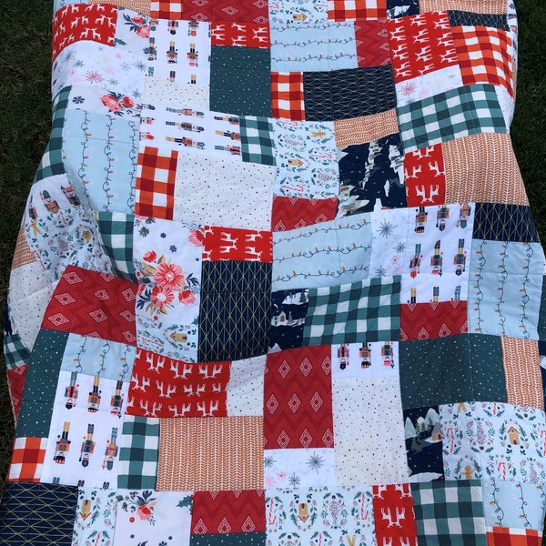 Christmas Lap Quilt - Etsy