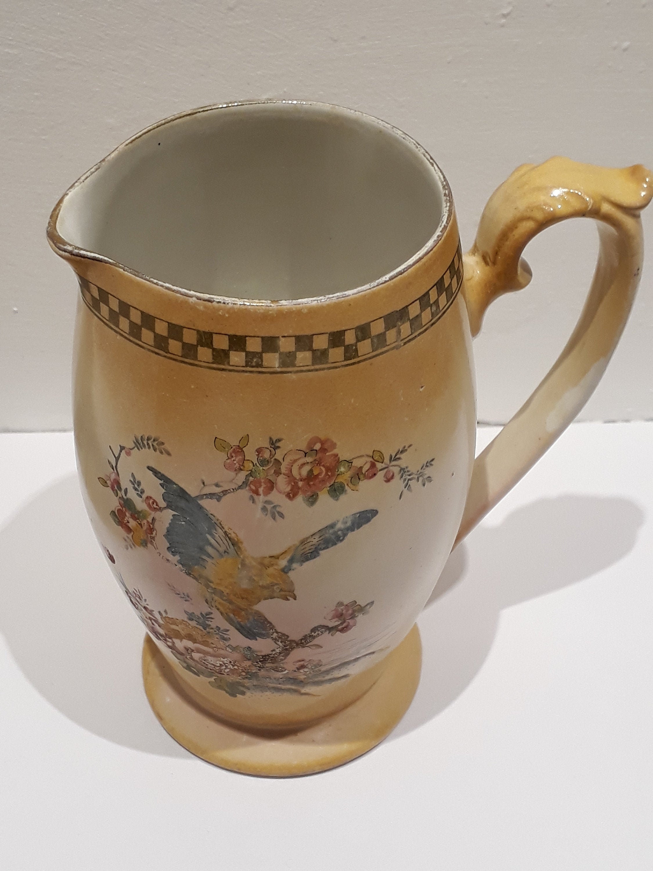 H&K Tunstall Sandy Yellow Jug/pitcher With Bird and Chequered Band ...
