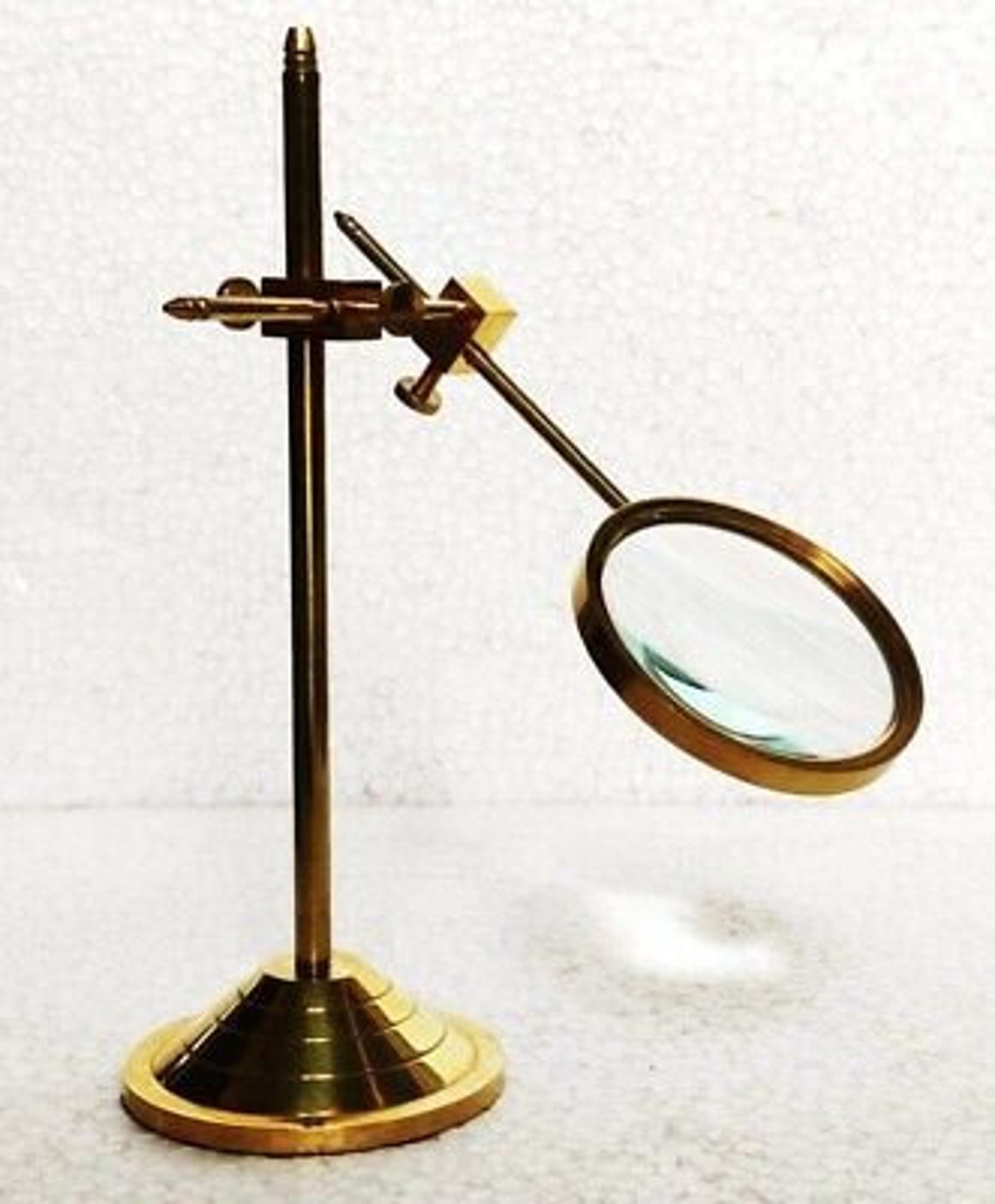 Brass Vintage Magnifying Glass A Table Top Magnifier - Etsy
