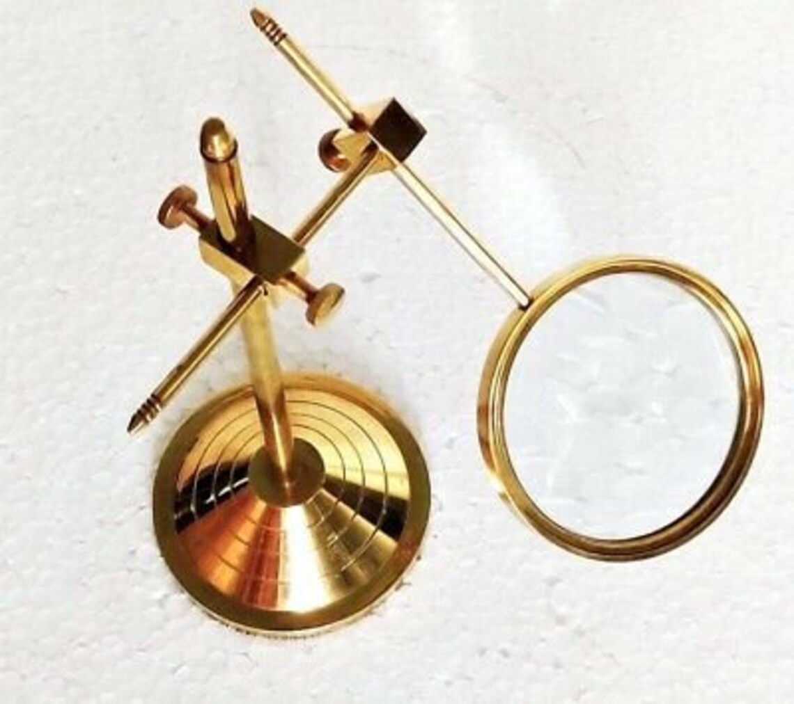 Brass Vintage Magnifying Glass A Table Top Magnifier - Etsy