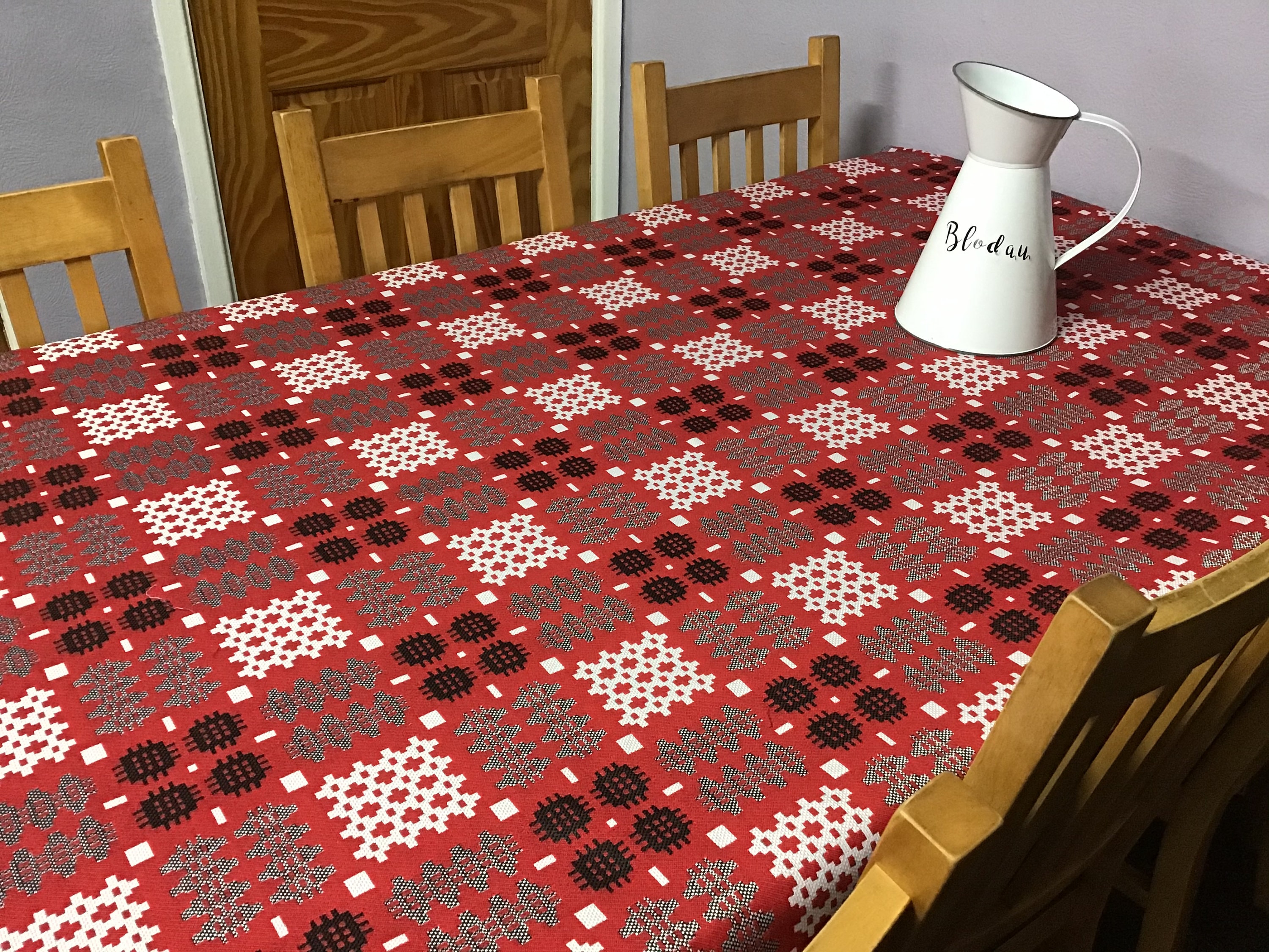 Welsh Blanket Tapestry Tablecloth Red / Llian Bwrdd Brethyn Coch - Etsy
