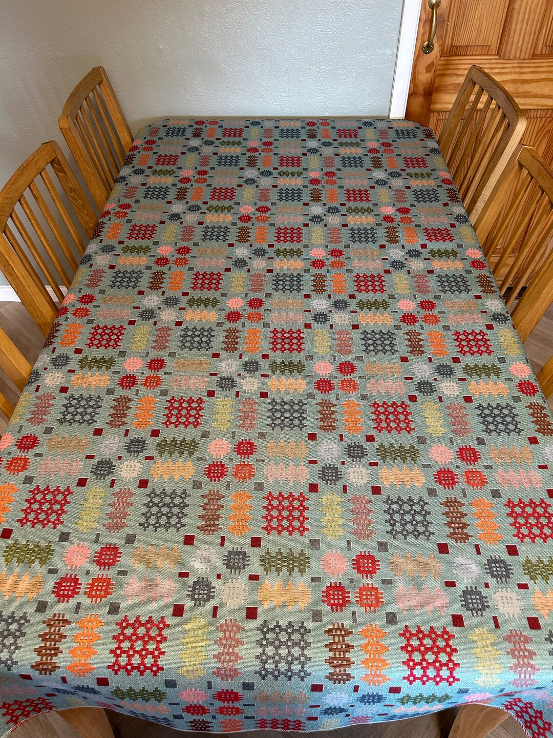 Welsh Blanket Tapestry Tablecloth Green / Llian Bwrdd Brethyn Cymraeg ...