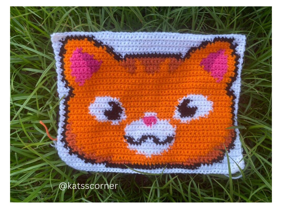 AMBER the Cat Crochet Tapestry Pattern, Wall Hanging, Tapestry - Etsy