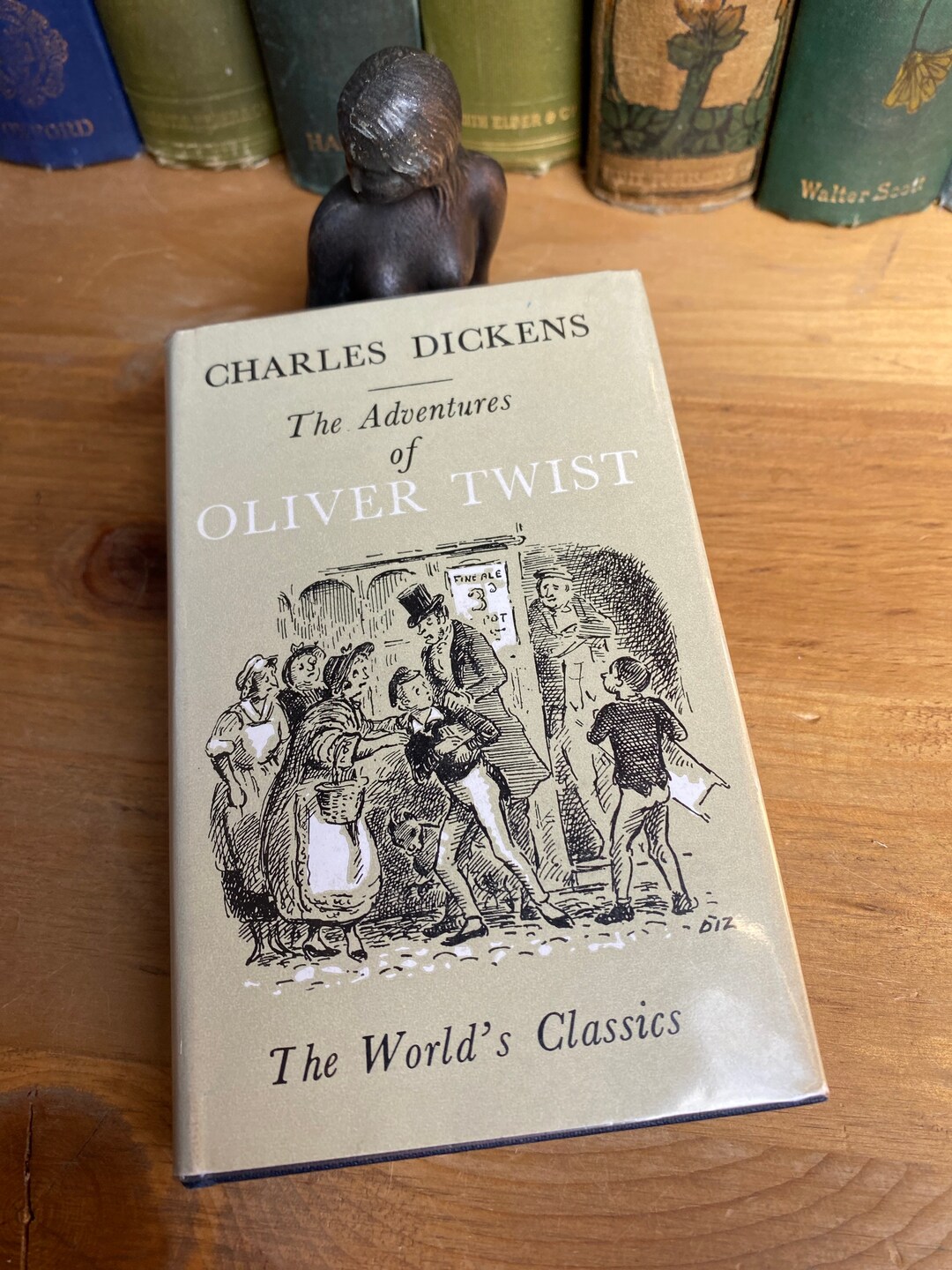 Vintage Oliver Twist Book – 1970 Oxford Edition, Illustrated - Etsy