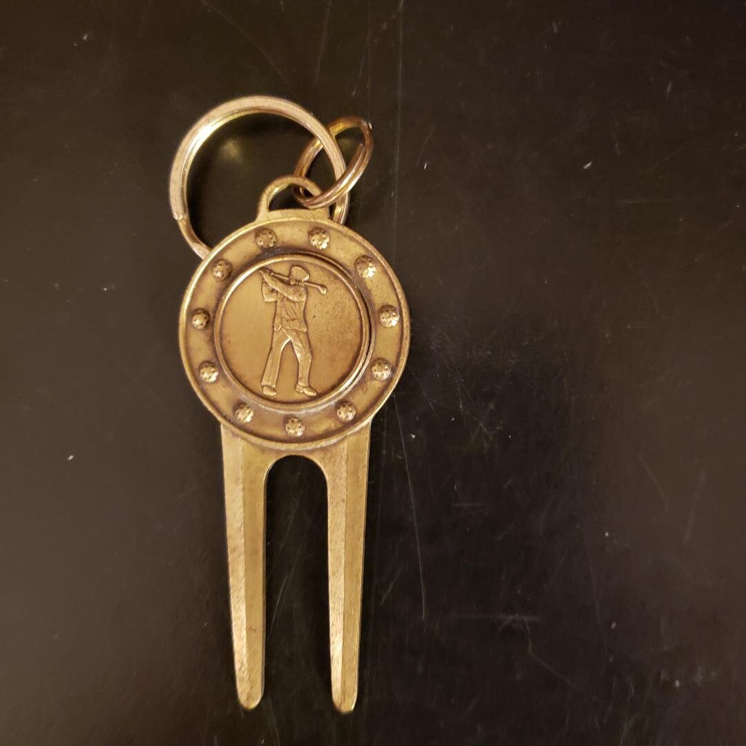 United States Golf Association (USGA) Divot Repair Tool/keytag Vintage ...