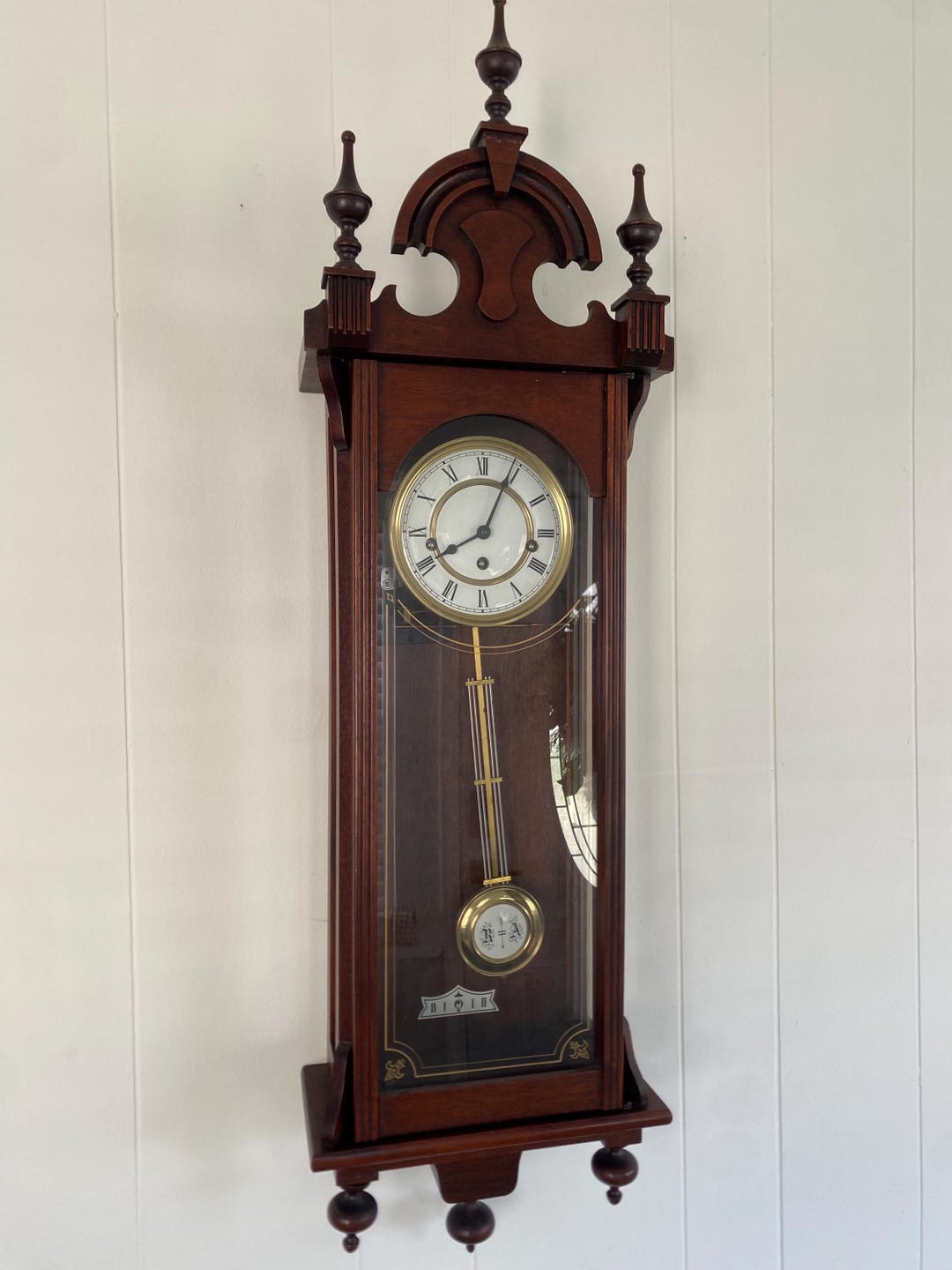 Vintage 8-day Westminster Chime Pendulum Colonial Cherrywood Wall Clock ...