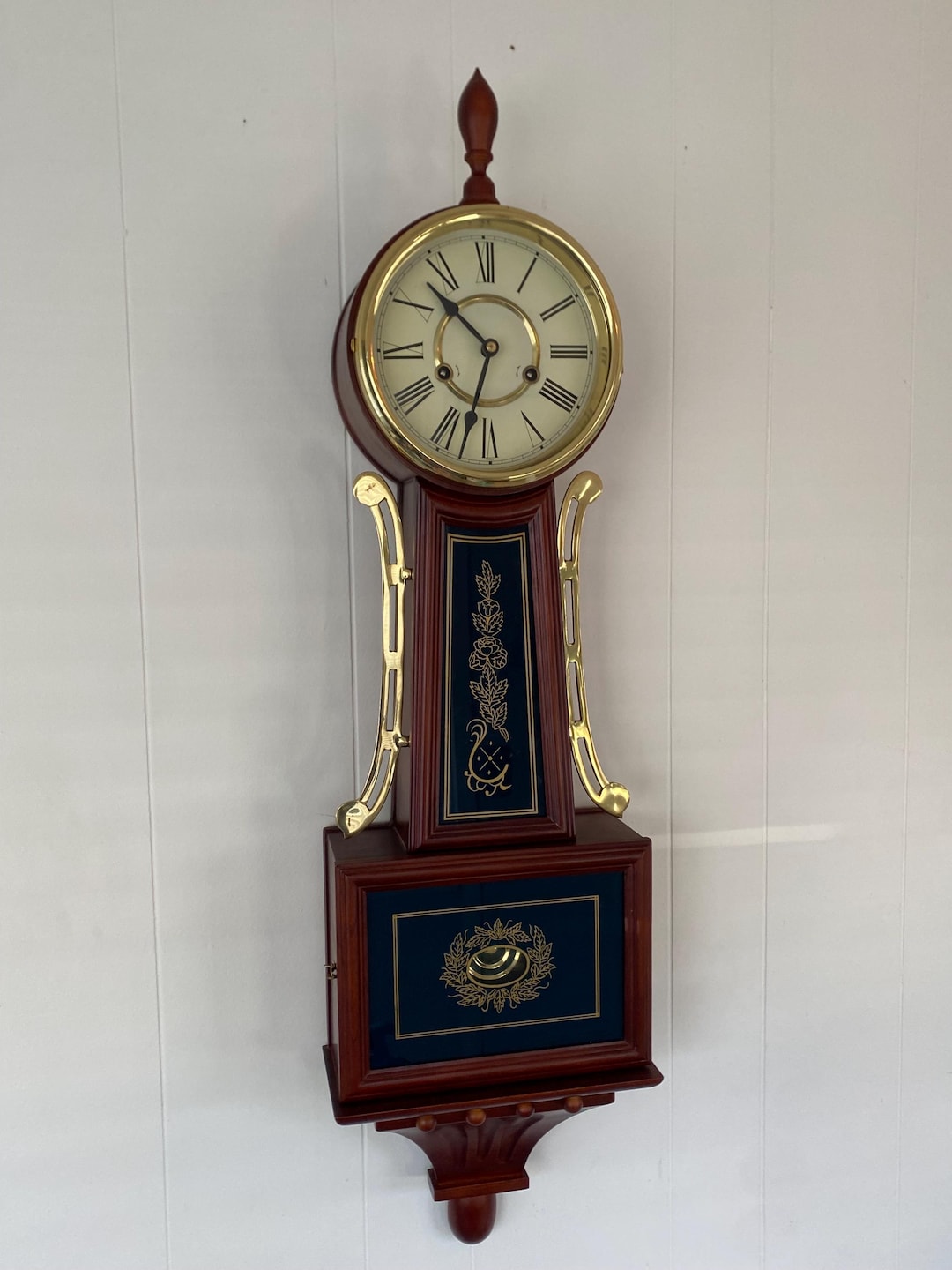 Vintage Chiming Pendulum Colonial Cherrywood Banjo Wall Clock ...