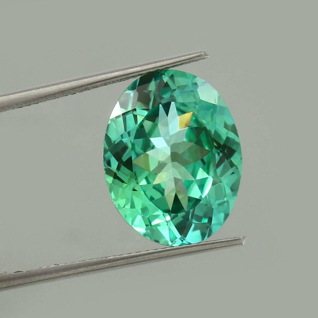AAA Bi-color Ceylon Sapphire: 13.65 CT Oval Loose Gemstone - Etsy