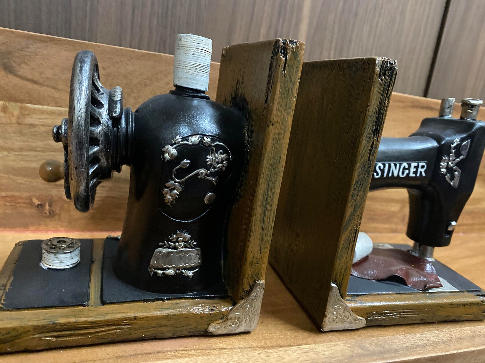 Singer Sewing Machine Bookends - Etsy
