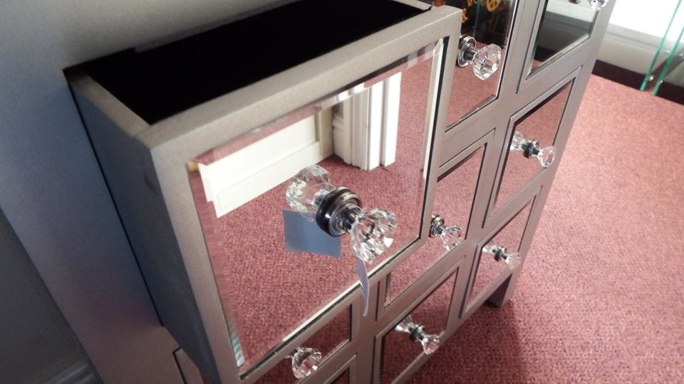 Beautiful Mirrored 9 Drawer Chest - Etsy