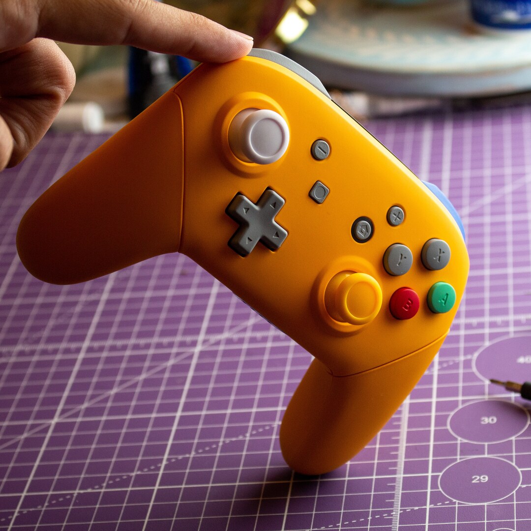 Nintendo Switch Pro Controller Mod Orange-ish Yellow Gamecube Retro Style Customized Controller ...