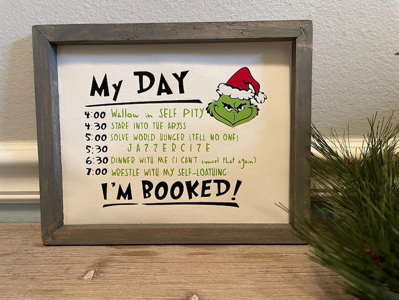 I’m Booked! Grinch Canvas Sign - Etsy