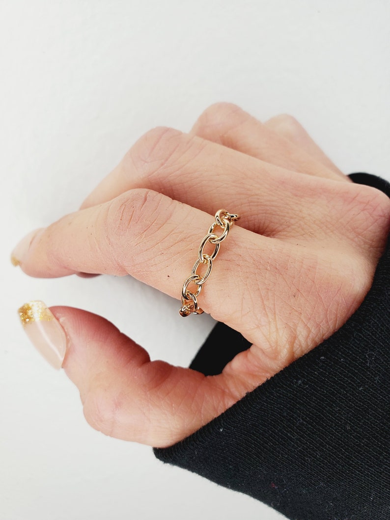 14k Gold Filled Oval Link Chain Ring, Thin Gold Chain Ring, Minimalist ...