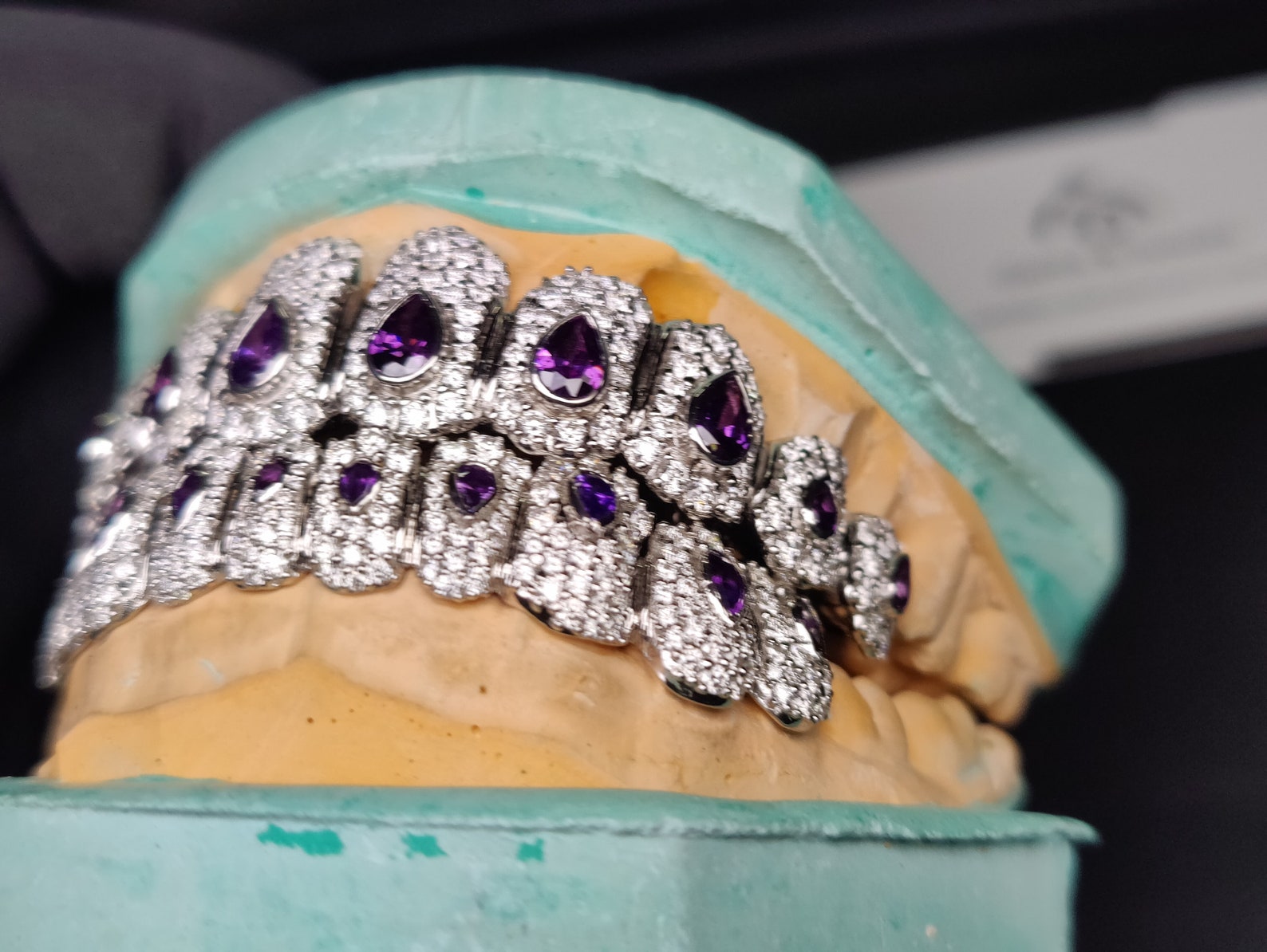 VVS Moissanite Diamond Grillz Customized Pear and Round Moissanite ...