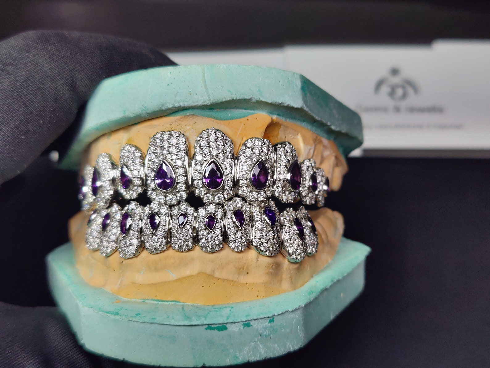 VVS Moissanite Diamond Grillz Customized Pear and Round Moissanite ...