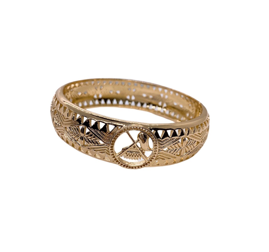 Samoa Seal Hamilton Gold Open Hinge Bangle - Etsy