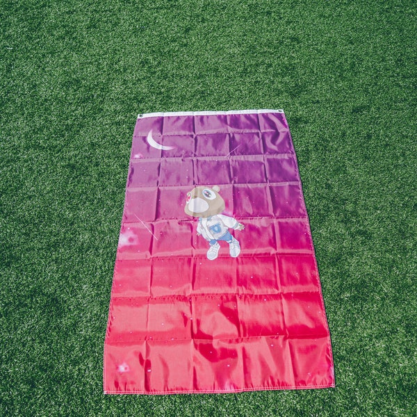 Kanye Graduation Flag - Etsy