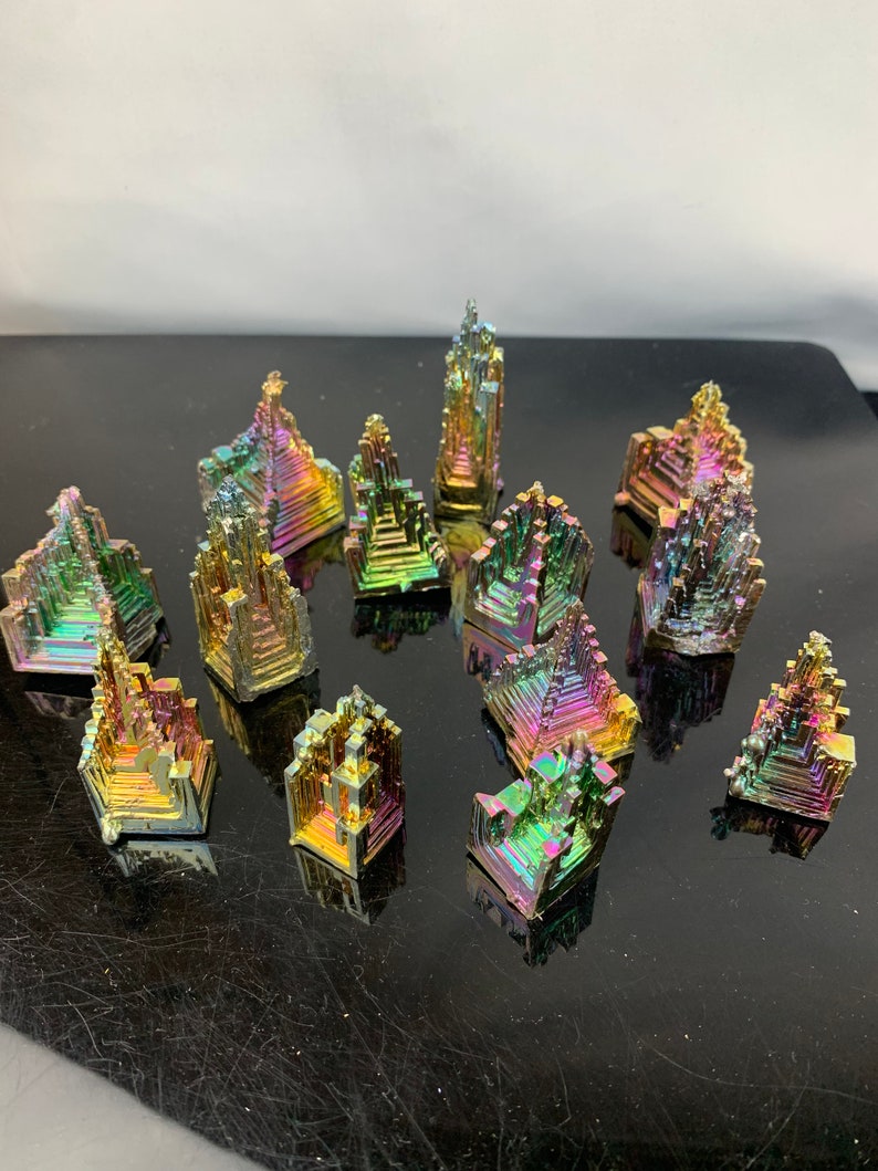 Bismuth Crystals Bismuth Metal Crystal Rainbow Bright Metal Mineral ...