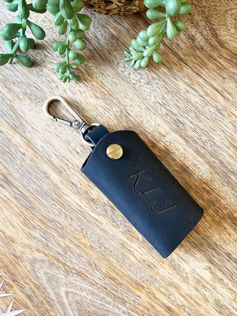 Personalized Genuine Leather Key Holder Pouch Keychain - Etsy