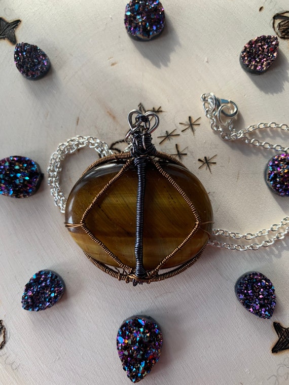 Eye of Ukotoa Tigers Eye Pendant | Etsy
