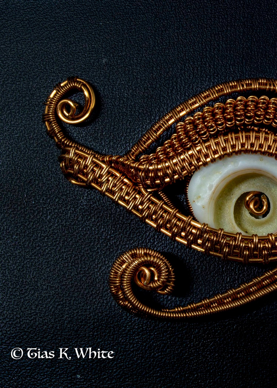 Shell Eye of Horus in Copper Wire 2TP09 - Etsy