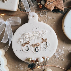 Joy Baubles Popup Embosser Cookie Biscuit Stamp Fondant Cake Decorating ...