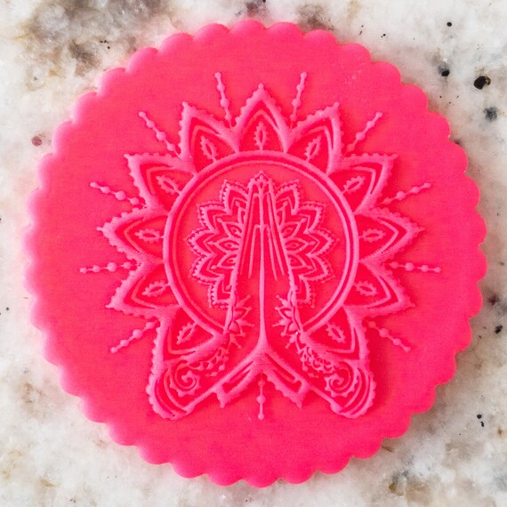 Praying Hands Popup Embosser Cookie Biscuit Stamp Fondant Cake | Etsy