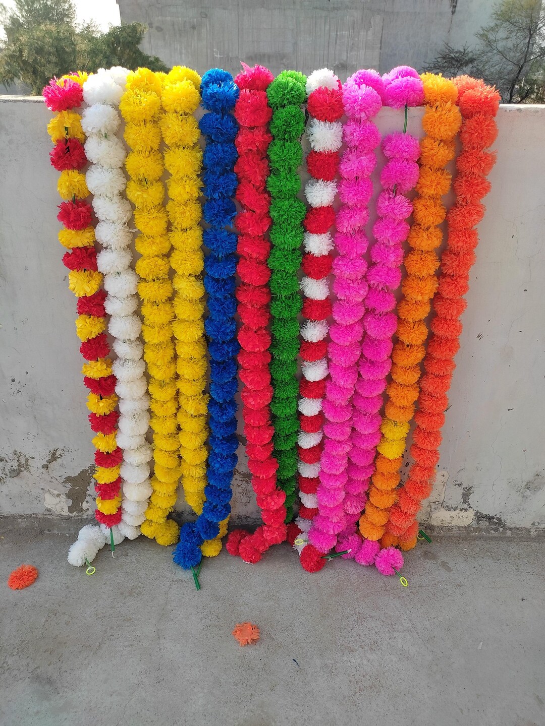 100 Pc Strings Indian Yellow & Orange Artificial Decorative Marigold ...