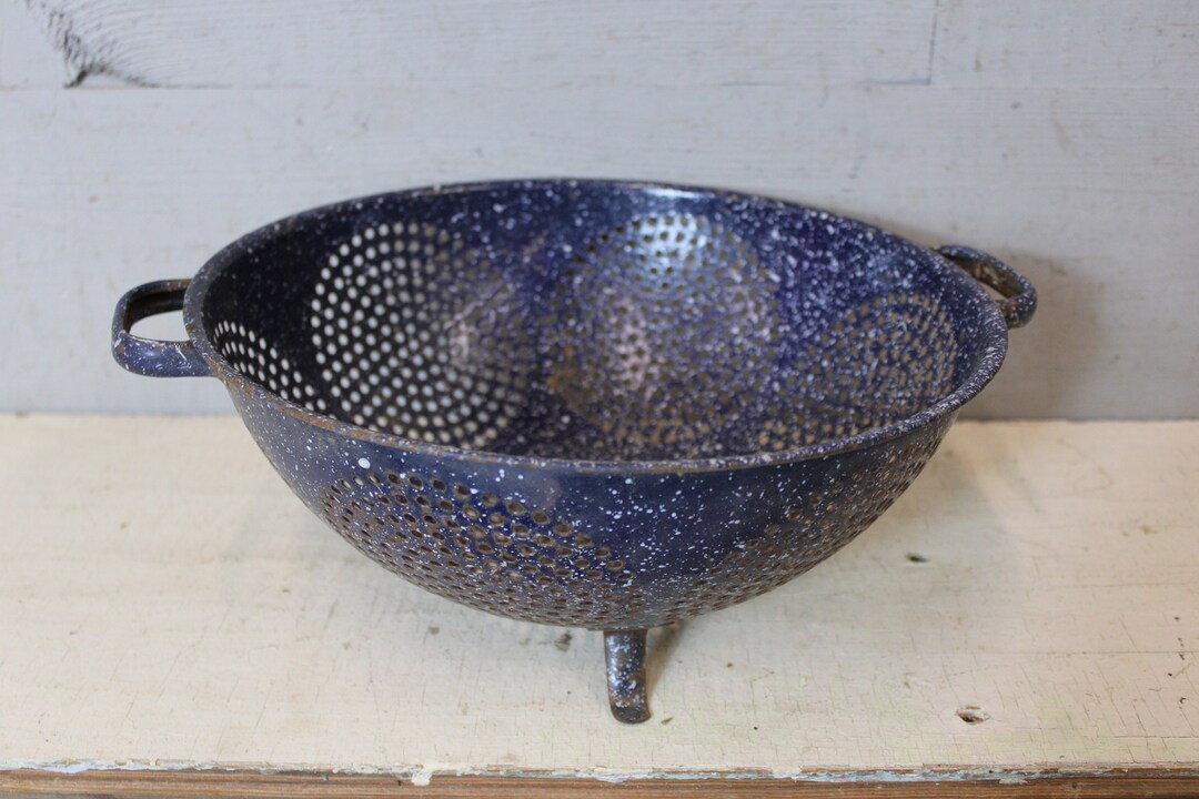 Vintage Blue and White Speckled Enamel Kitchen Collander - Etsy