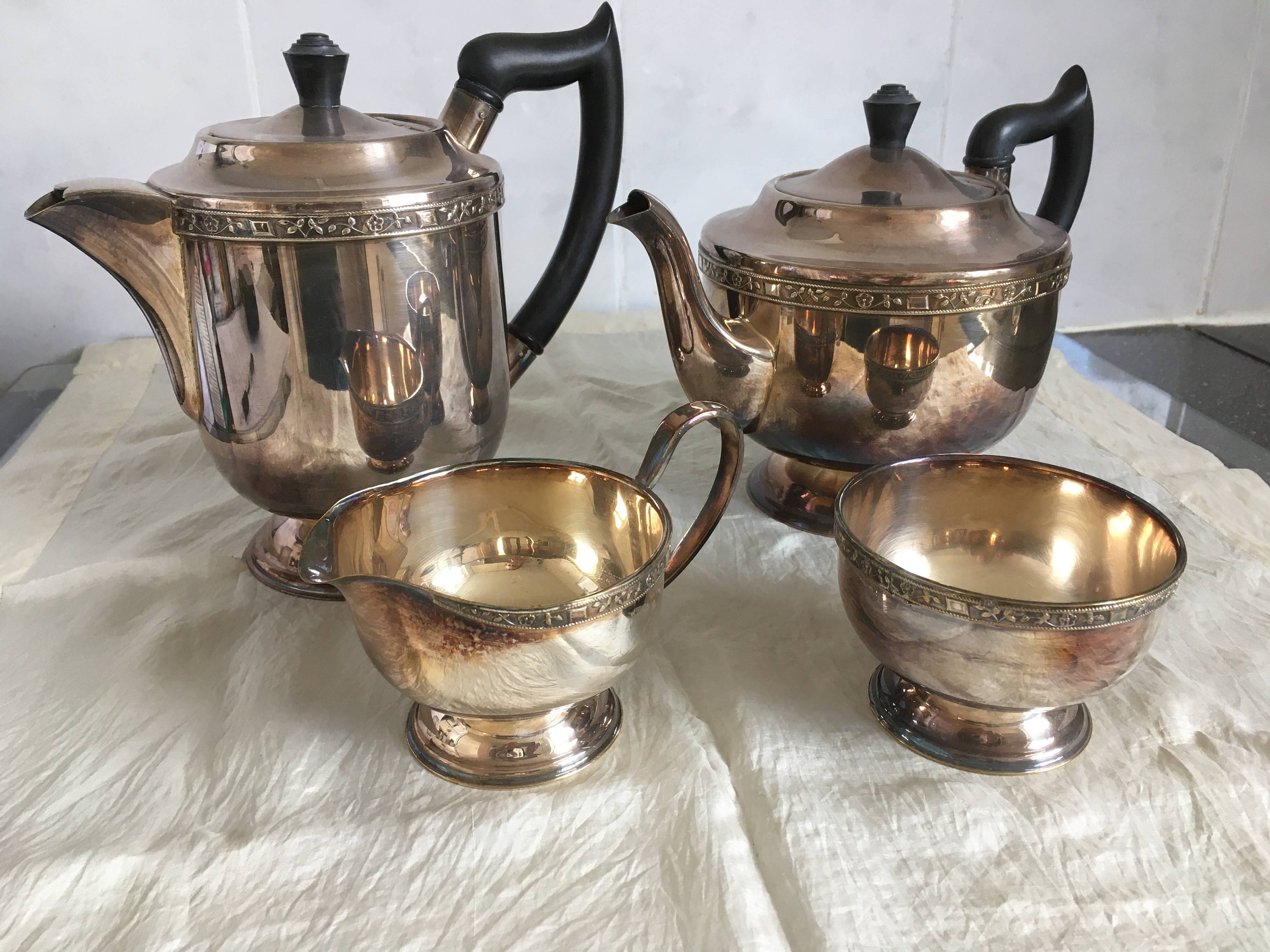 Vintage Silver Teapot Viners Silver Plate 4 Piece Tea Service C 1920 ...