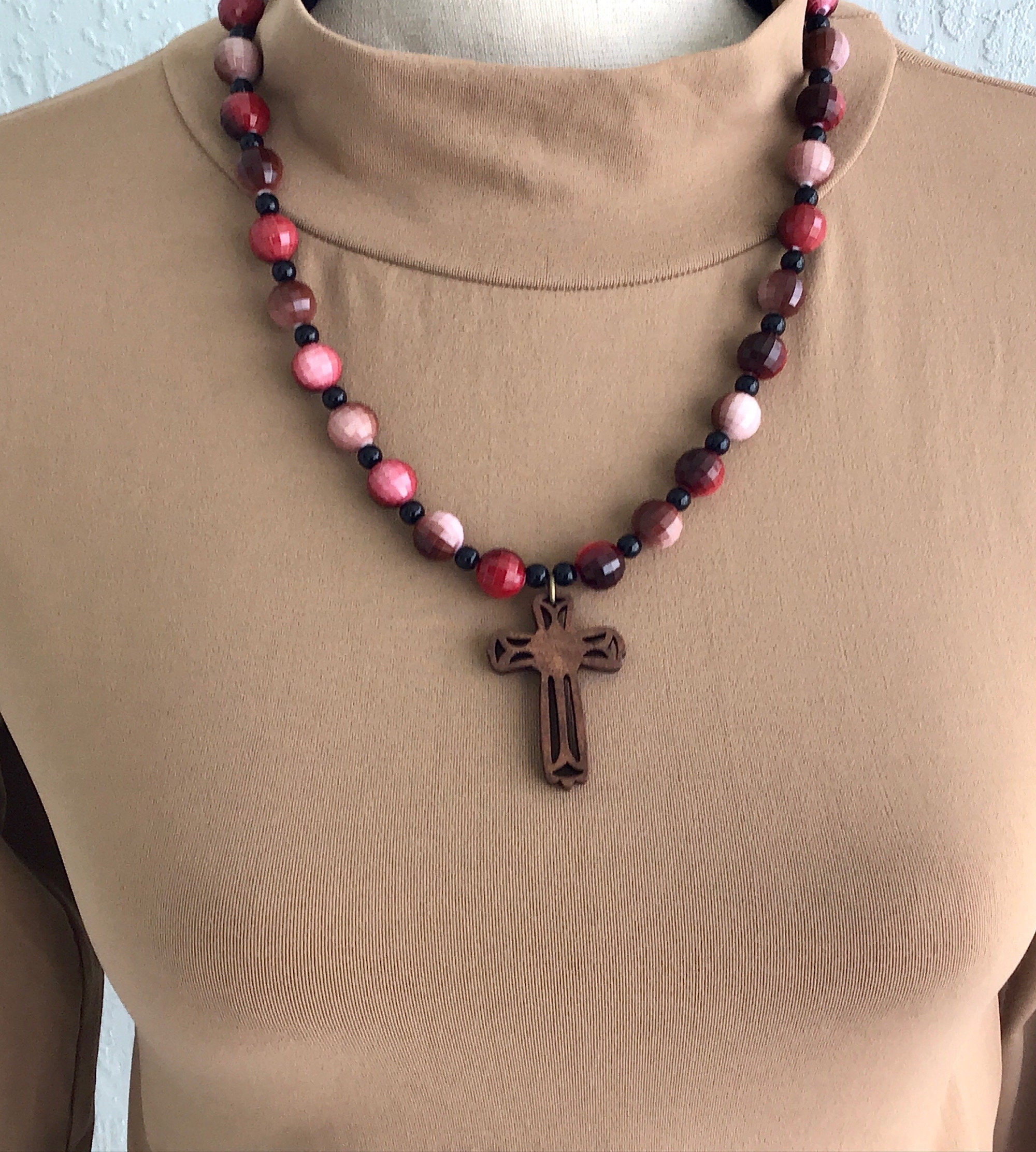 Collar de cruz de madera collar de cruz rústica cruz de | Etsy