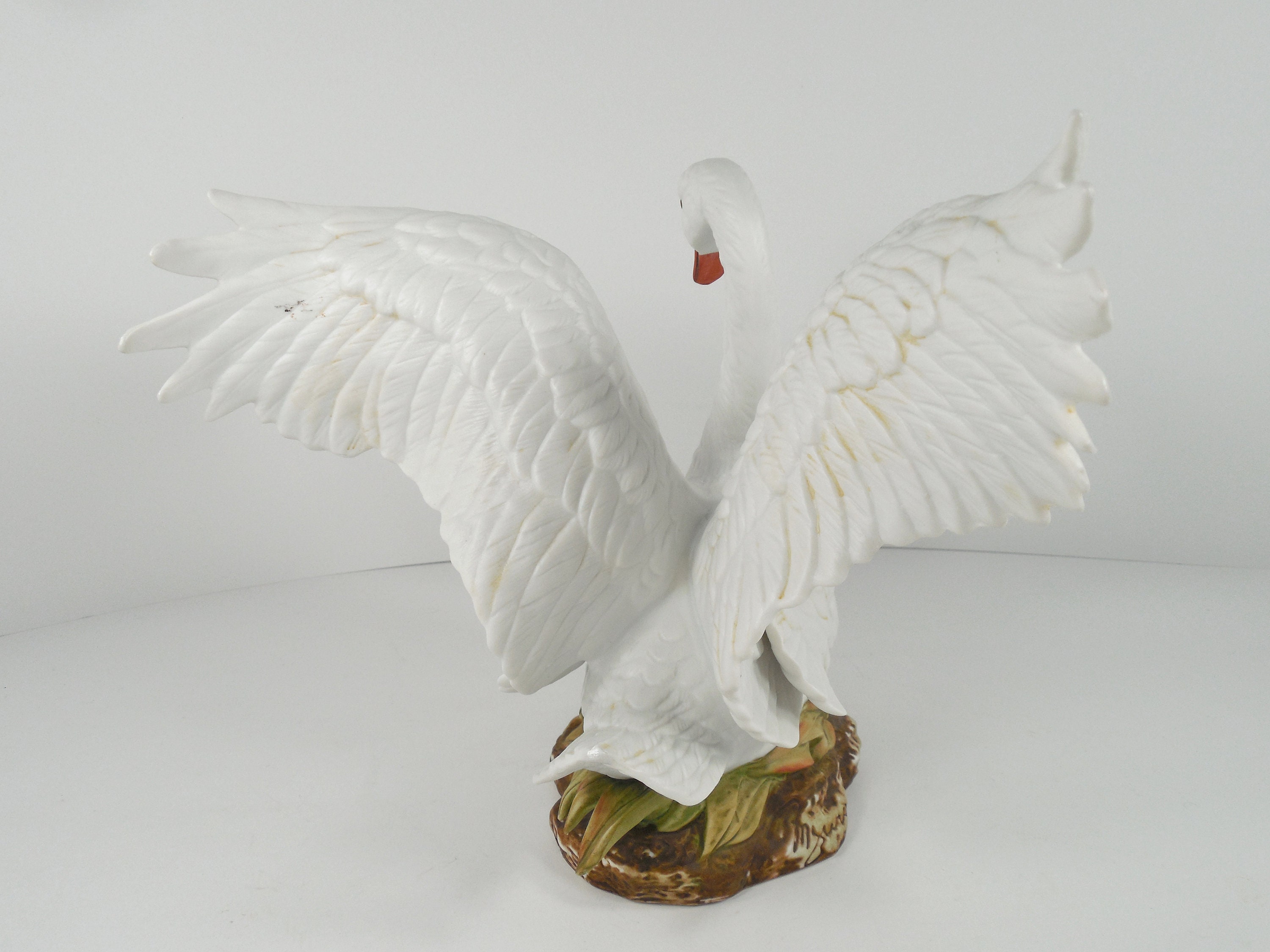 White Swan Bird Figurine Sculpture Statue Masterpiece Porcelain Homco ...