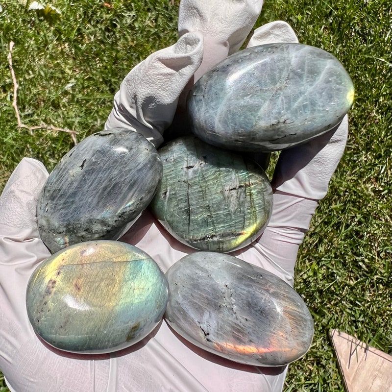 Rainbow Labradorite Palm Stone - Etsy