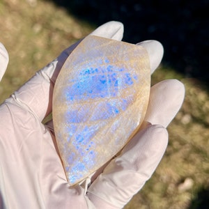 Mini Blue Flash Sunfire Moonstone With Sunstone Teardrop Flame AA Grade ...