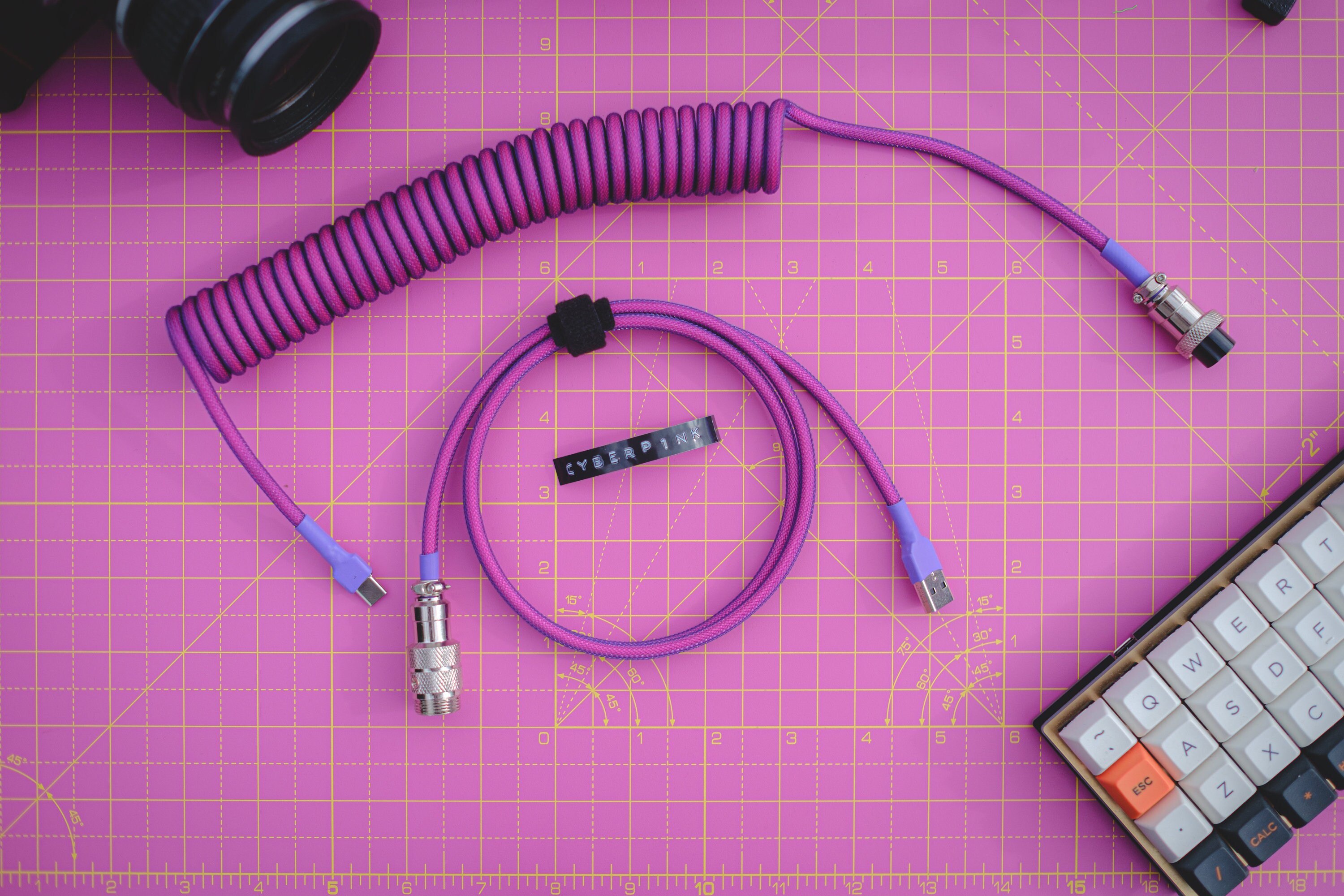 Cyberp1nk Custom Coiled Aviator USB-C Cable - Etsy