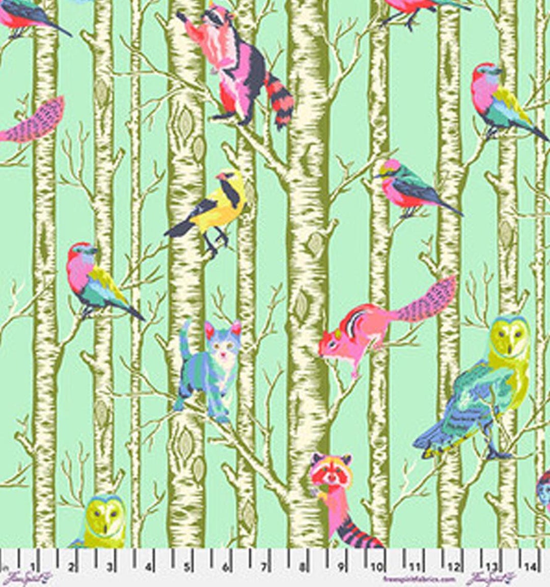 FULL MOON FOREST Ll ~ Family Tree ~ Animals on Soft Enchanted Green ...