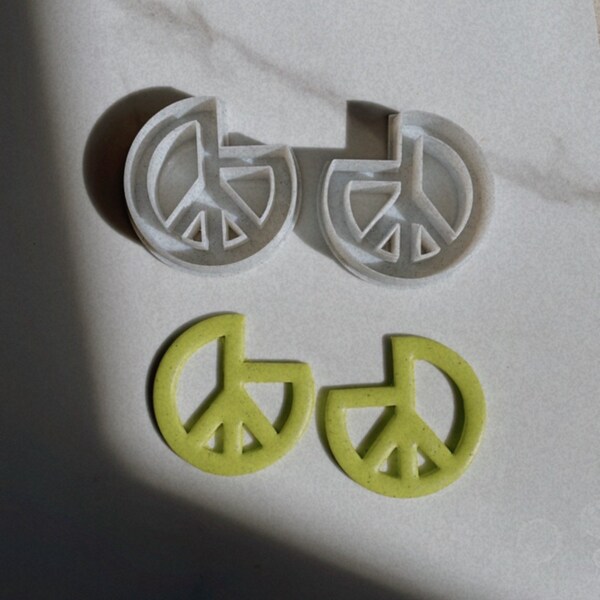 Pottery Peace Sign - Etsy