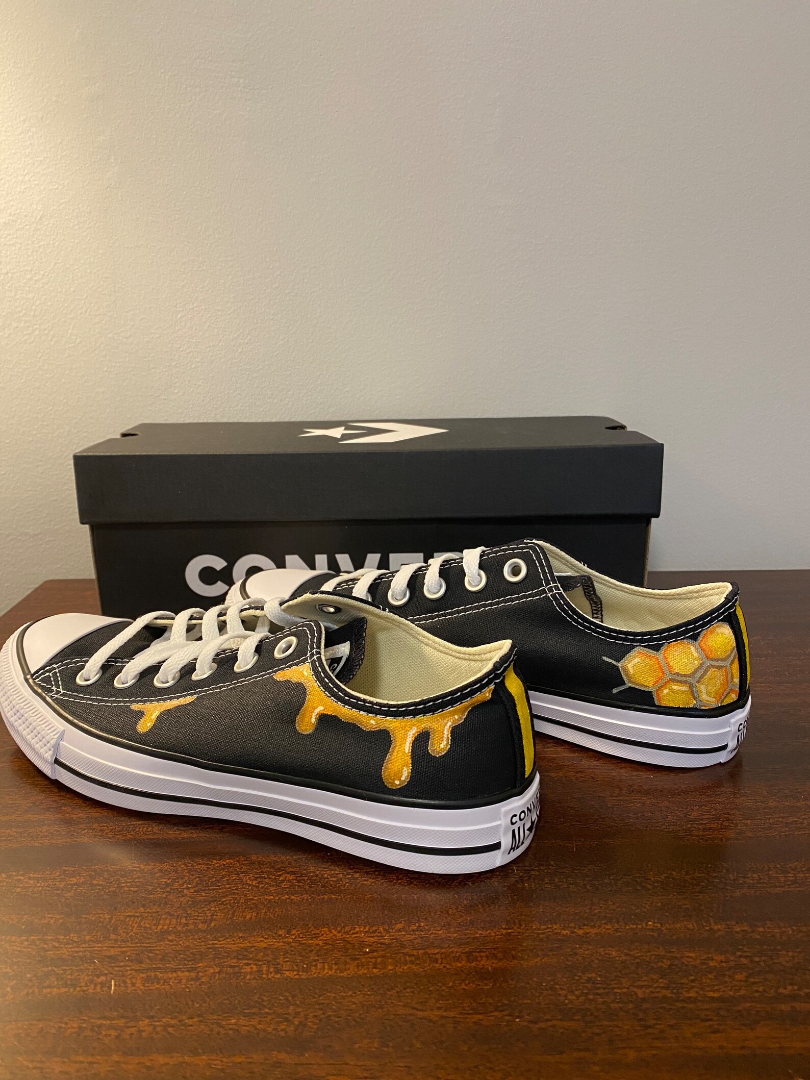 HONEY BEE CONVERSE adult - Etsy