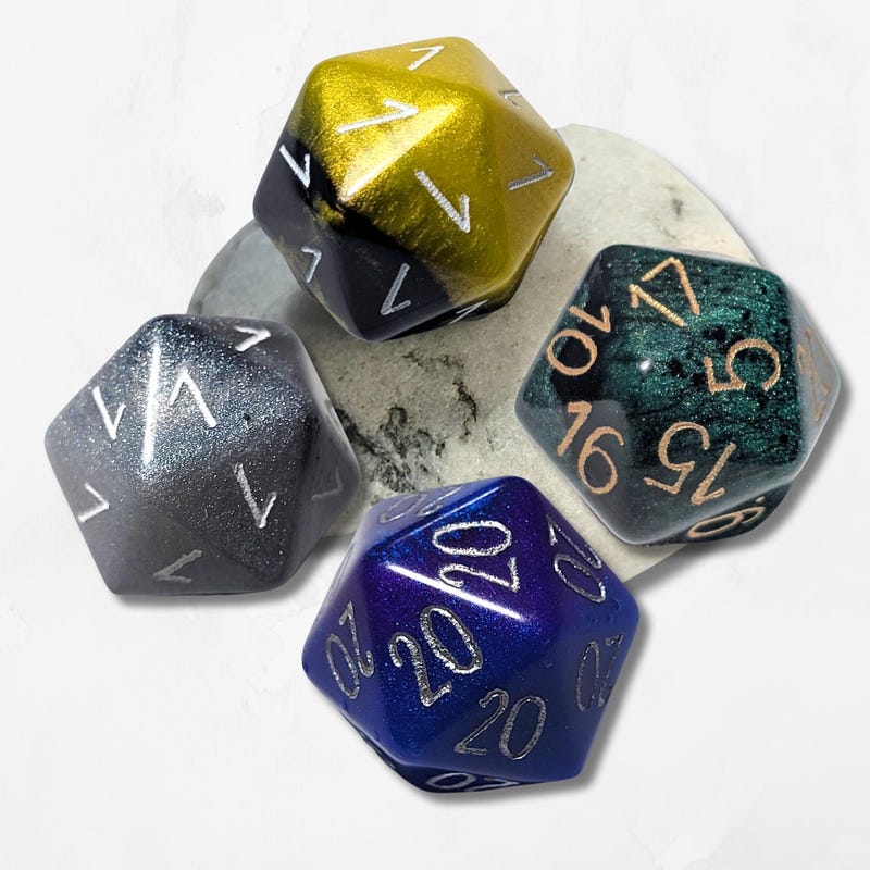 Custom D20 Red - Etsy